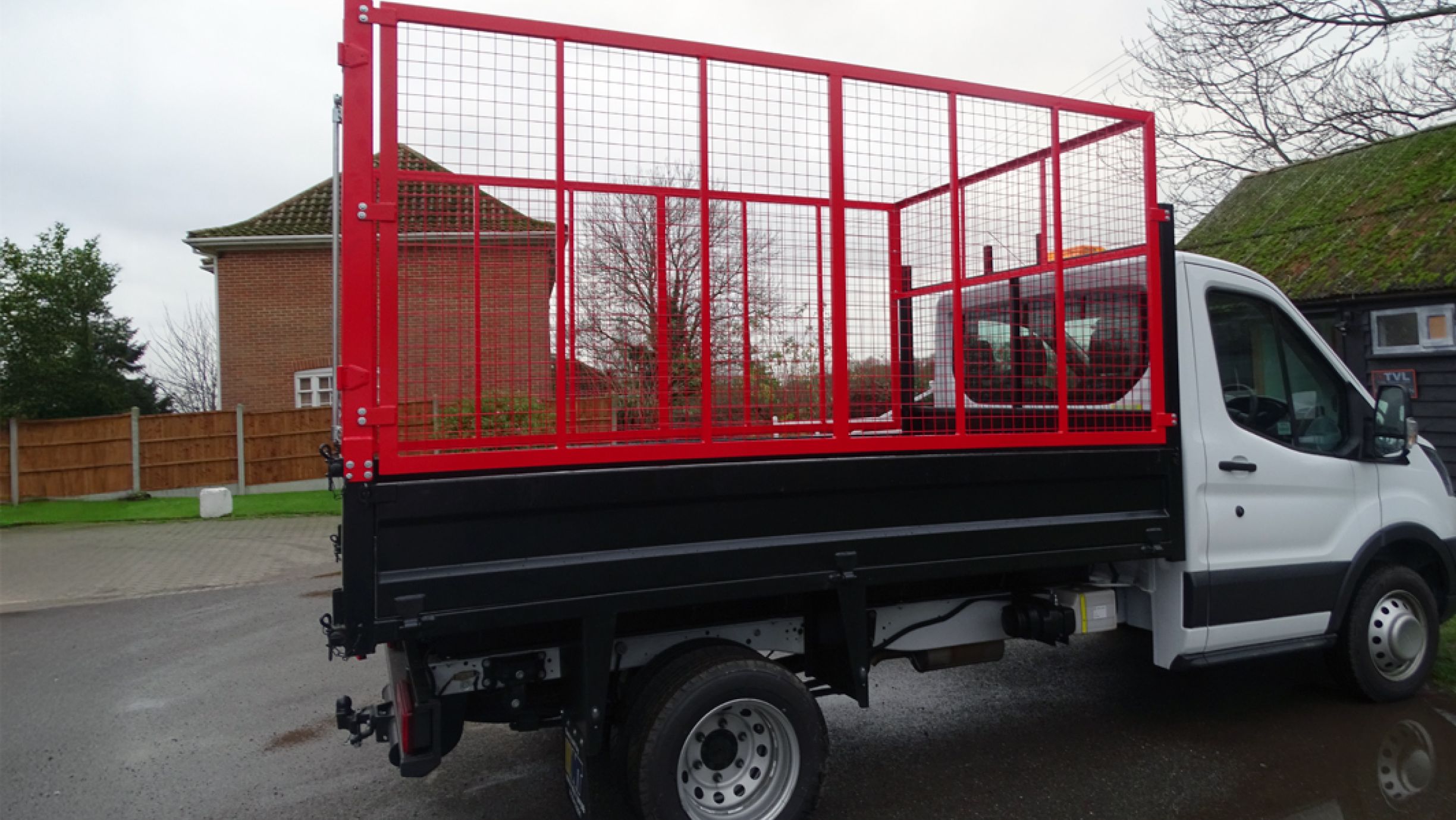 Cage for Flatbed/Tipper Bodies | ProtectAVan