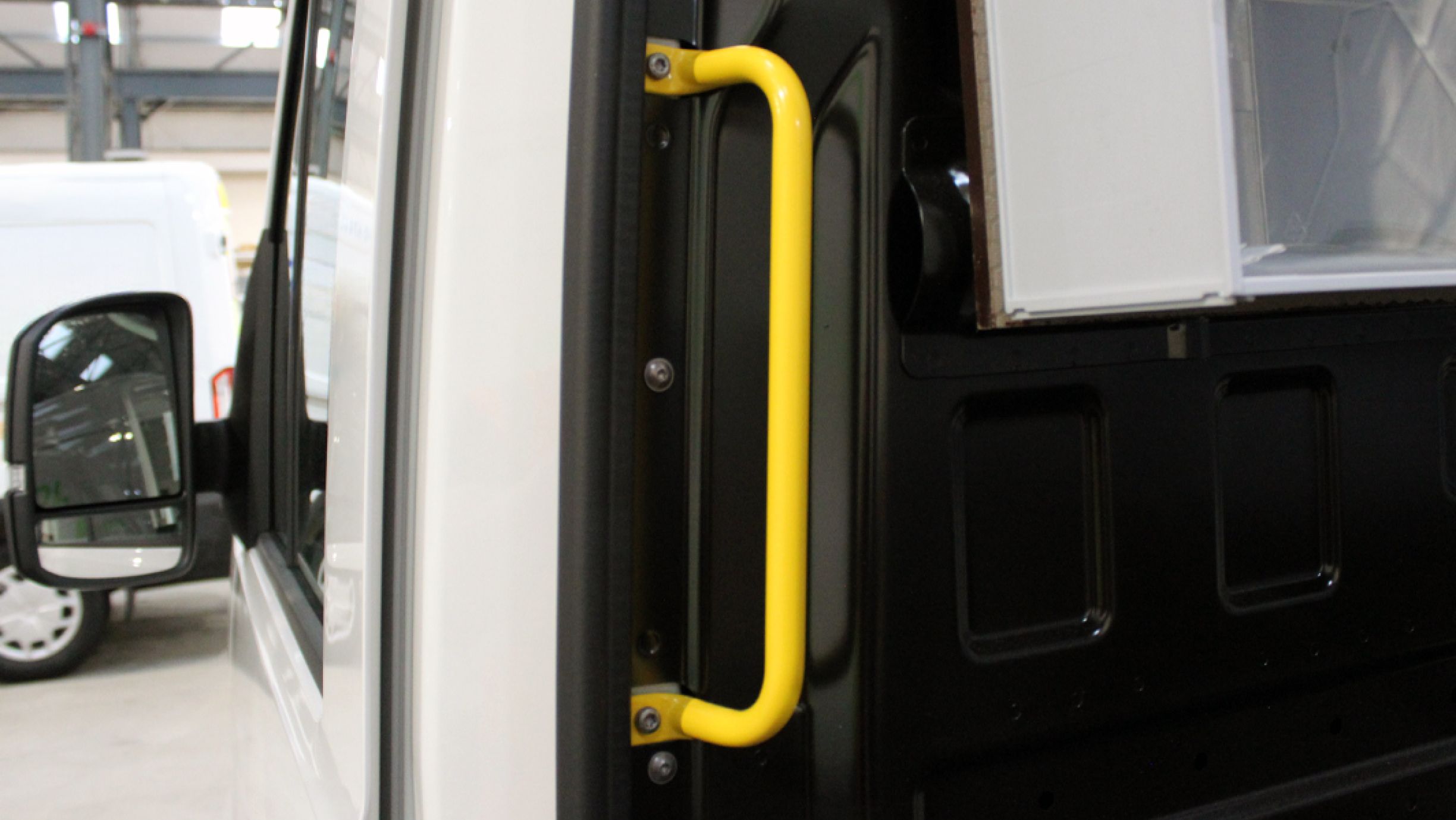 Handles & Steps | ProtectAVan